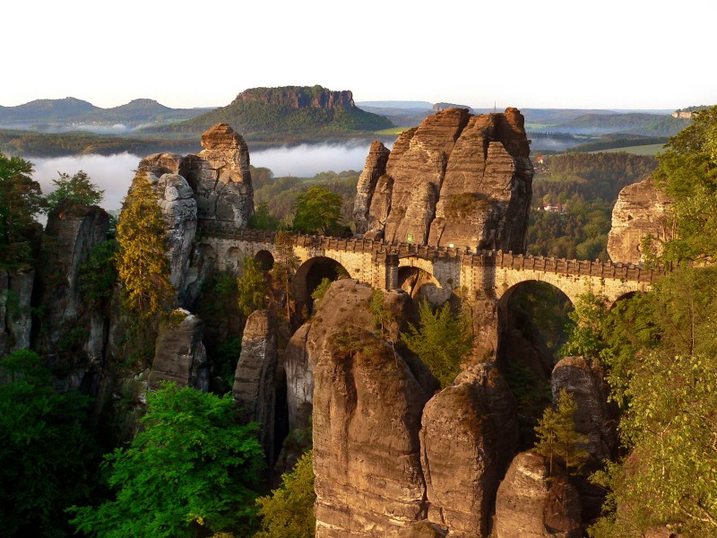 Celodenní výlet na skalní most Bastei a pevnost Königstein | Hotel ...